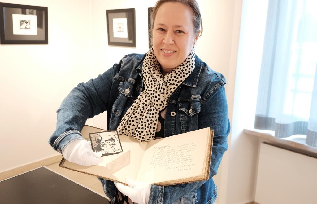 Neue Ausstellung mit Werken von Josy Meidinger befasst sich mit dem ...