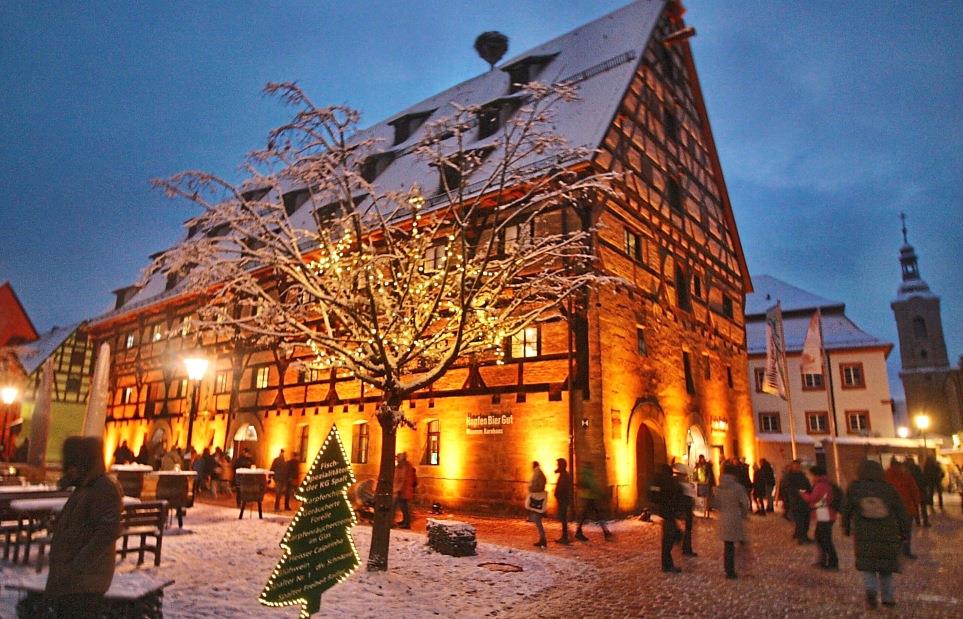 Spalter Weihnachtsmarkt punktet mit Einzigartigkeit: Gassengewirr mit ...