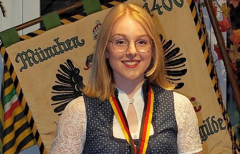 Lea Humbold von Bavaria Unsernherrn gewinnt bei DM Silber und Bronze