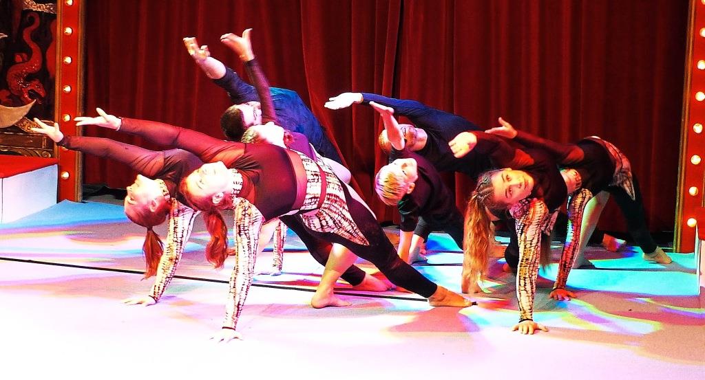 Spiel und Spaß, Akrobatik und Wortwitz beim Zirkus Sambesi