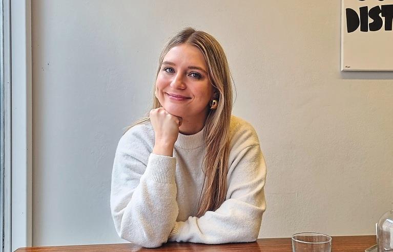 Zyklus-Rezepte: Ingolstädter Hormoncoach Jessica Roch hat ihr zweites ...