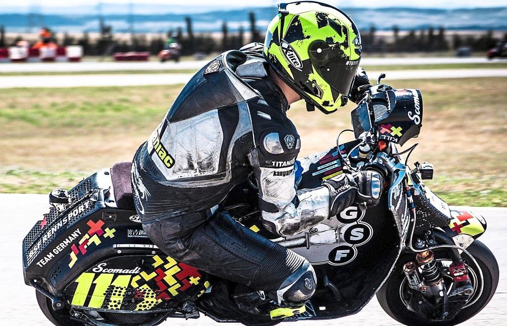 Michael Betz aus Gaimersheim macht wieder bei einem Langstrecken-Rennen ...