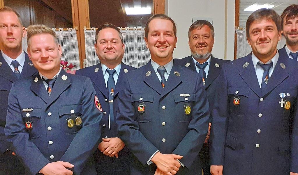 Am 30. April Fest mit Maibaum und Spanferkel