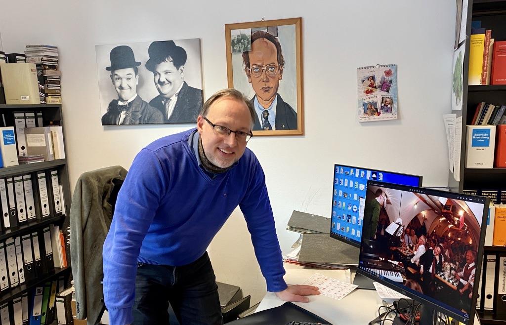 Florian Erdle: Seine Texte als Fastenprediger entstehen in seinem Büro