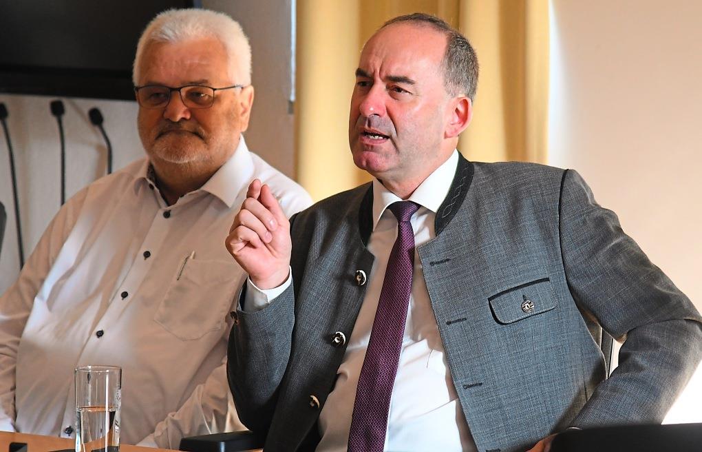 Hubert Aiwanger fordert Fördergelder zur freien Verfügung