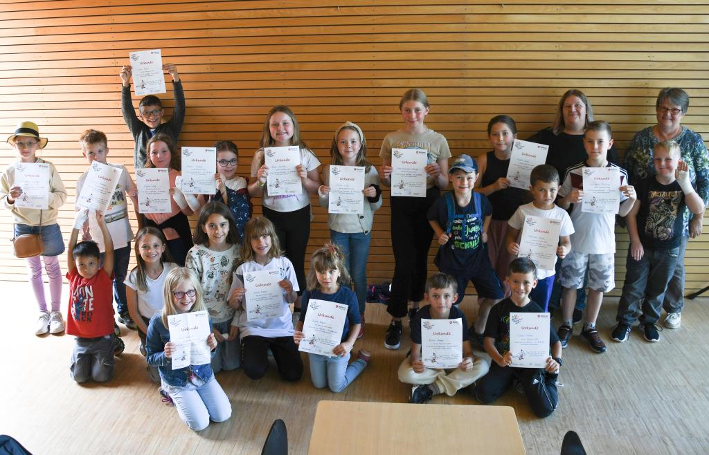 Erfolgreiches Notfalltraining für Kinder in Lenting