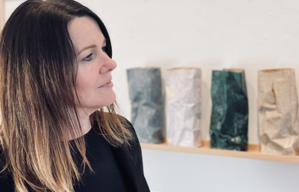 Angelika Schweiger zeigt neue Werke in der Ausstellung „Was – die Linie ...