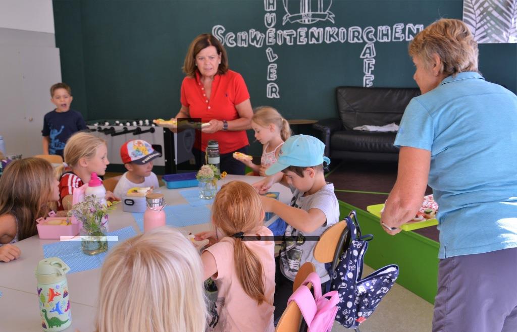 Ferienbetreuung: Gabi Kaindl und Christine Umschaden haben wieder alles ...