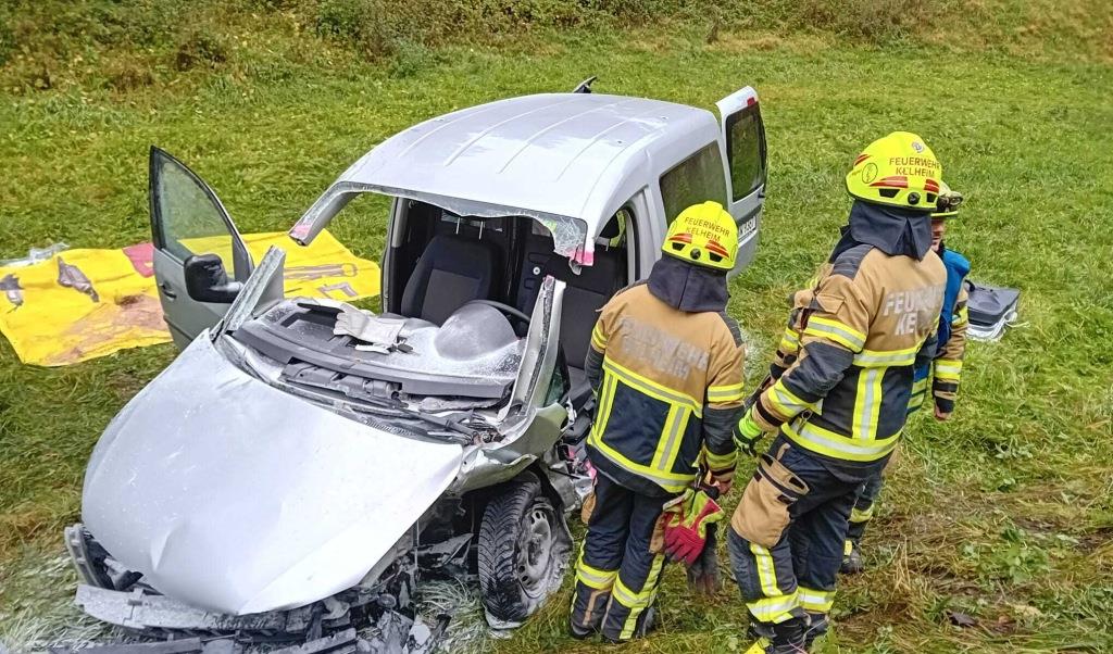 Schwerer Unfall auf der „Rennstrecke“ zwischen Kelheim und Ihrlerstein
