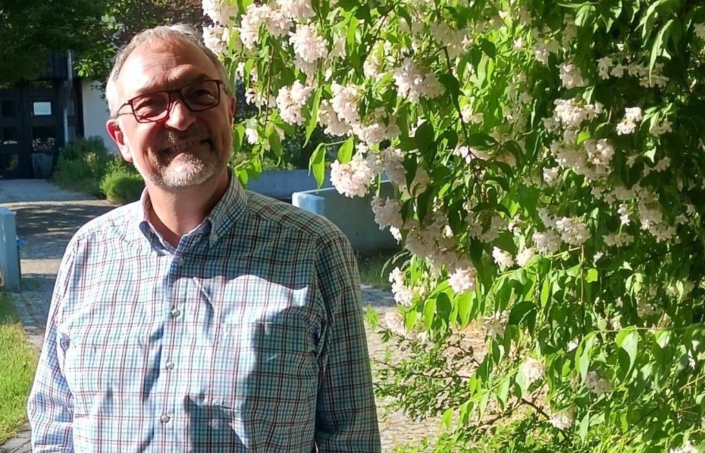 Pater Norbert M. Becker hat das offizielle Mottolied komponiert