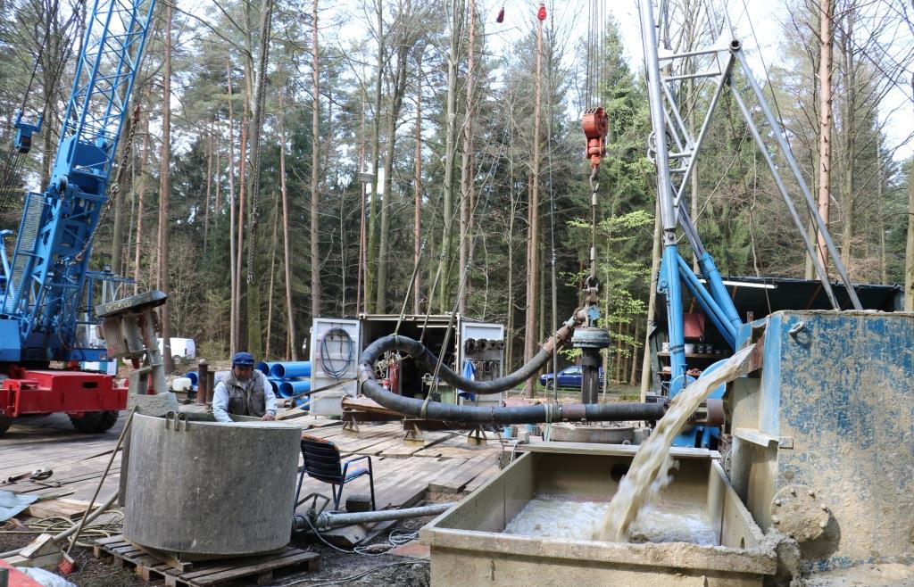 Zu Brunnenbau der Waaler Gruppe stehen wichtige Entscheidungen an