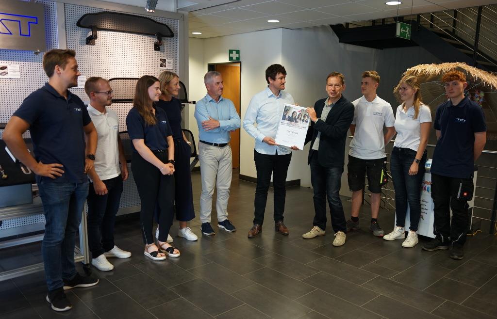 Firma FKT aus Pförring erhält Zertifikat für Nachwuchsförderung in der ...