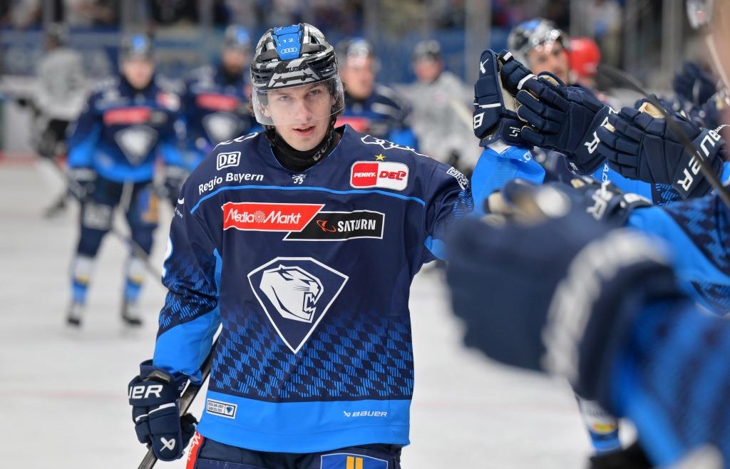 ERC-Stürmer Noah Dunham über sein Debüt in der deutschen Eishockey ...