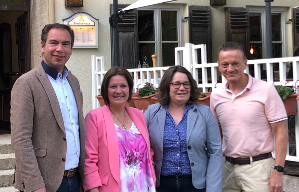 Asylpolitischer Sprecher der CSU-Landtagsfraktion Karl Straub zu Gast ...