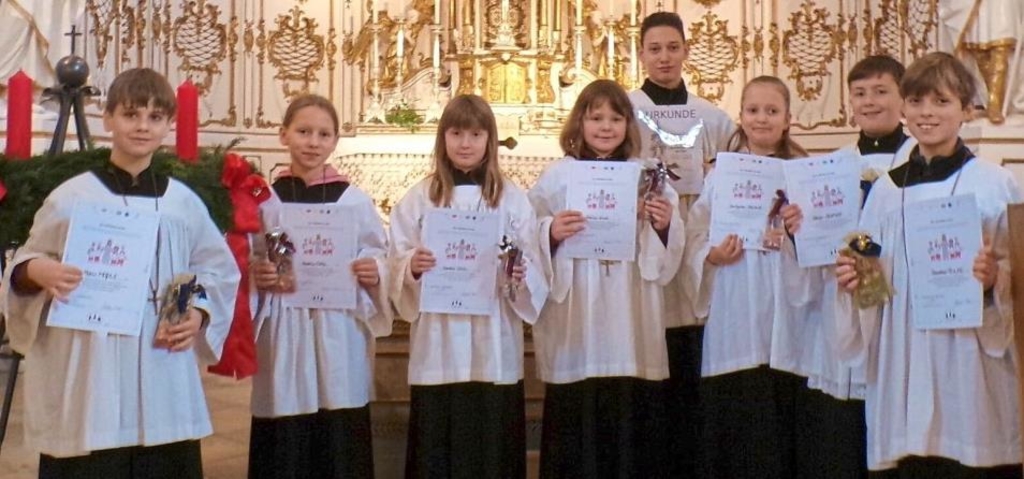 Sieben neue Ministranten