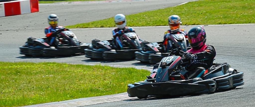 Bezahlbaren Motorsport ermöglichen: Scuderia Neuburg steht für Kart ...