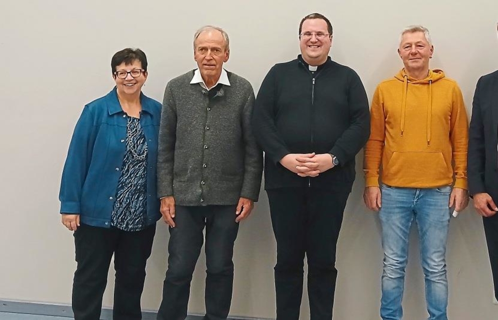 Vorstandswahl bei der Rettenbacher Kapelle: Vorstand bestätigt