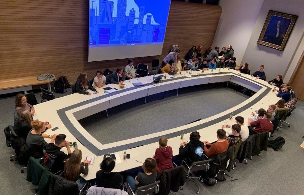 Podiumsdiskussion zur Wahl