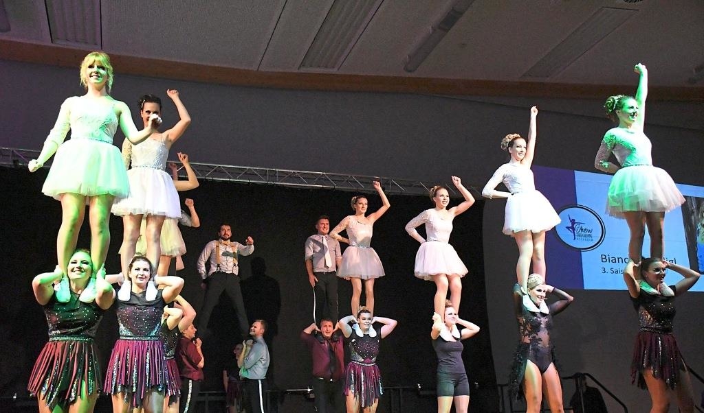 Begeisterndes Showtanz-Spektakel in der Bühler-Halle