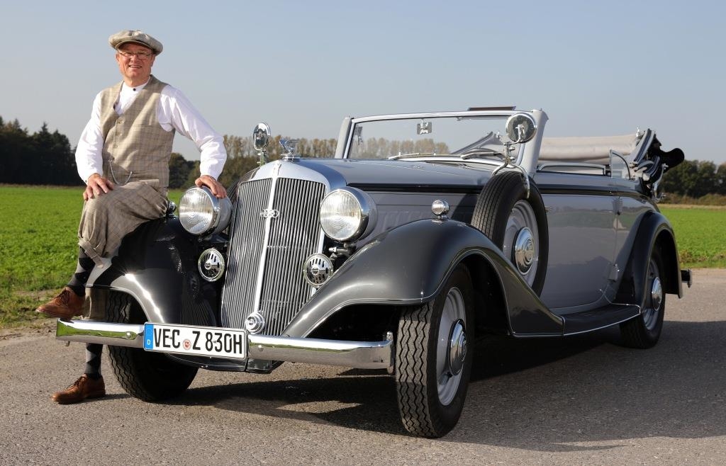 Horch-Jubiläumsfahrt endet in Ingolstadt