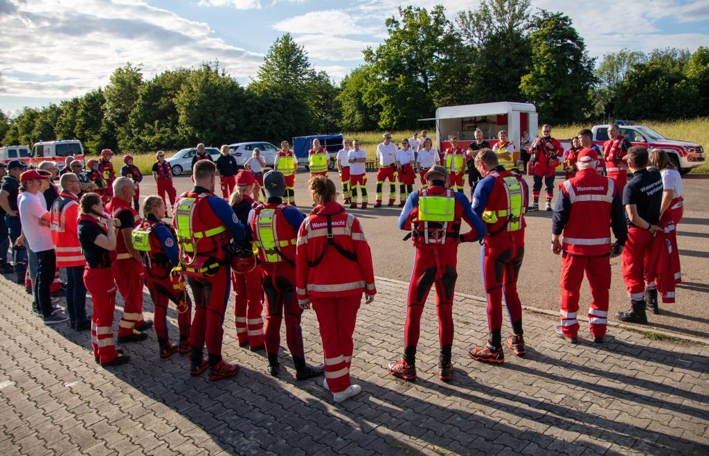 Gemeinsame Übung auf der Donau bei Ingolstadt: Mehr als 50 ...