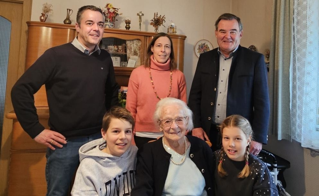 Maria Bäuml aus Pfaffenhofen feiert ihren 105. Geburtstag