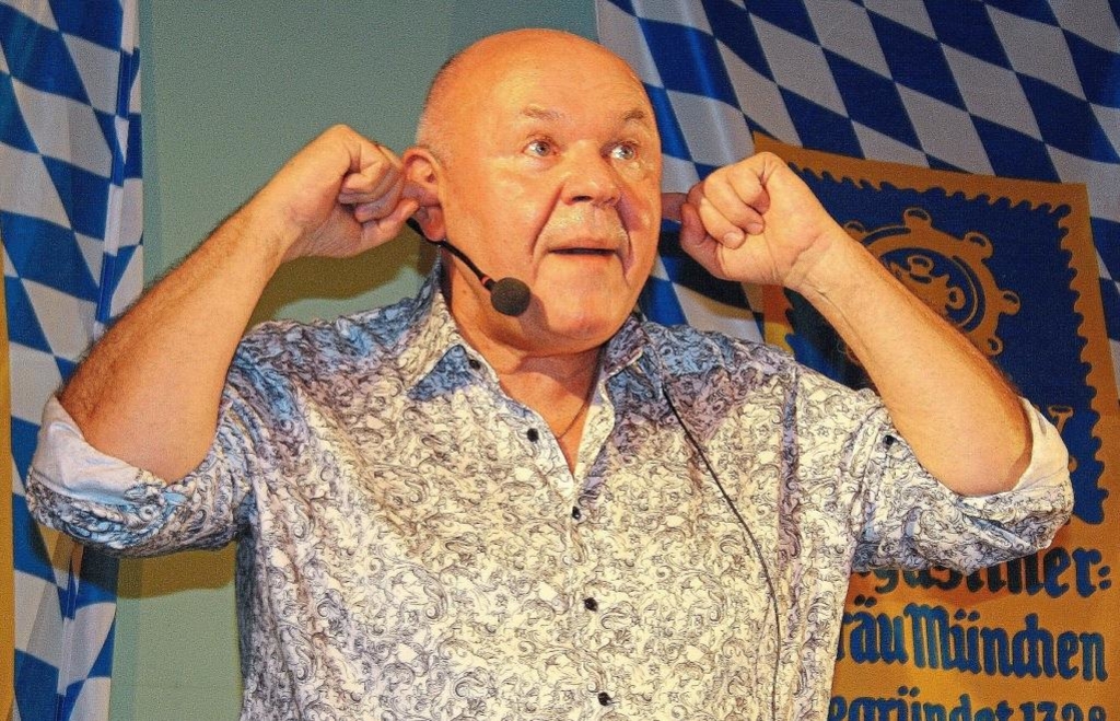 Toni Lauerer in Kottingwörth: „Lauter Deppen“ auf der Welt