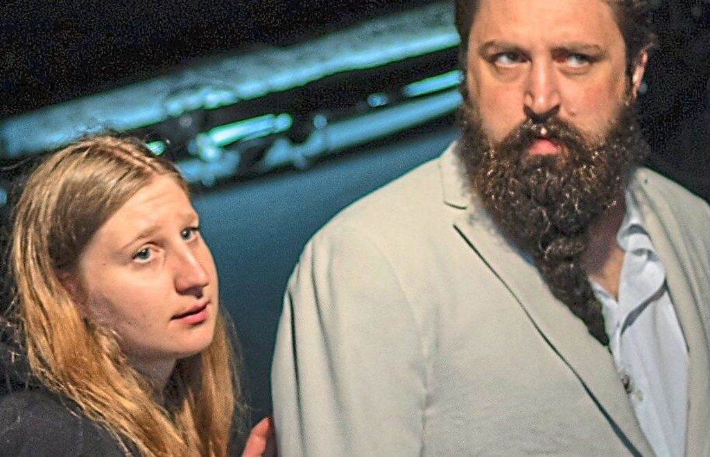 Pegasus-Theater spielt „Geschlossene Gesellschaft“