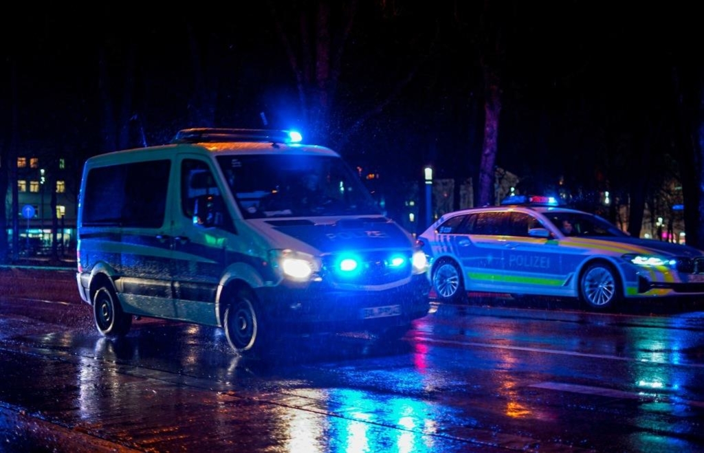 19-Jährige liefern sich illegales Rennen durch die Augsburger Innenstadt 19-Jährige liefern sich illegales Rennen durch die Augsburger Innenstadt