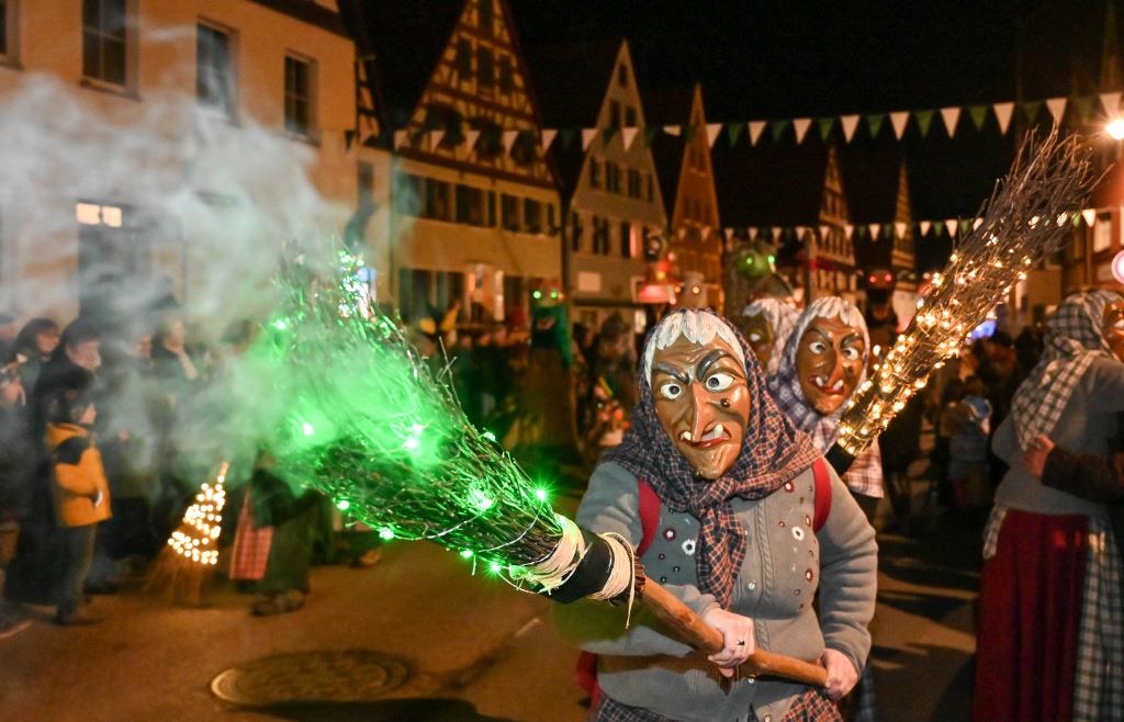 Nächtliches Spektakel in Spalt