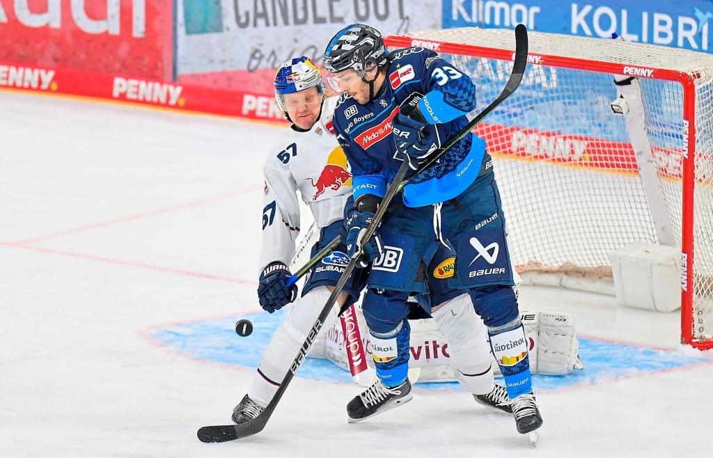 Mit zwölftem Penalty: Daniel Schmölz schießt ERC Ingolstadt zum Sieg ...