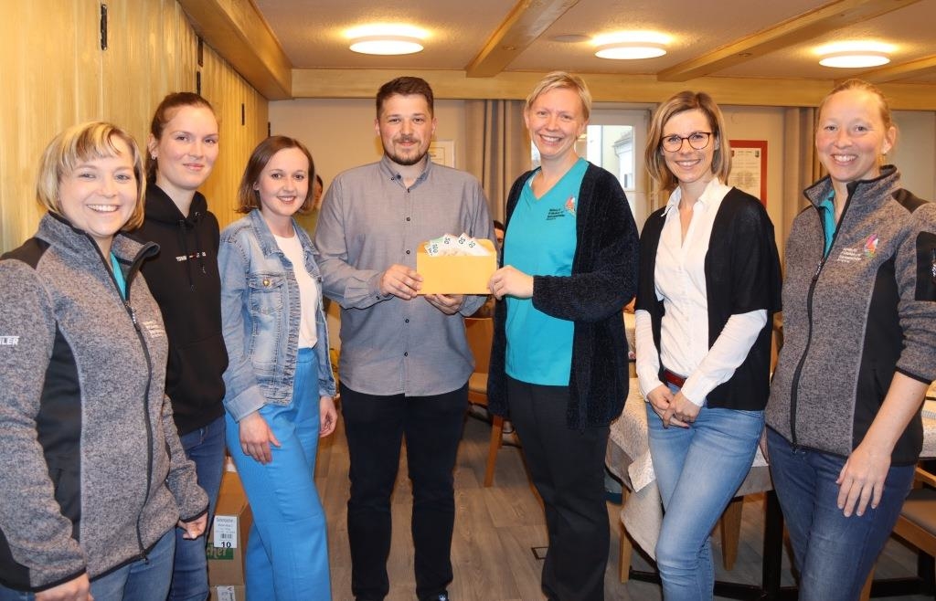 Nähen für Frühchen und Sternenkinder Beilngries: Aktiver Verein mit ...