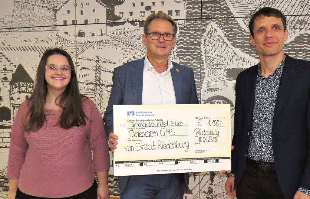 Spende für die Mittelschule