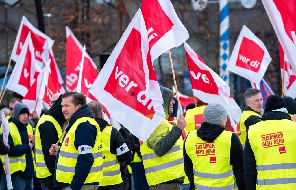 Verdi ruft während des Equal-Pay-Days und des Frauentags zu Demos in ...