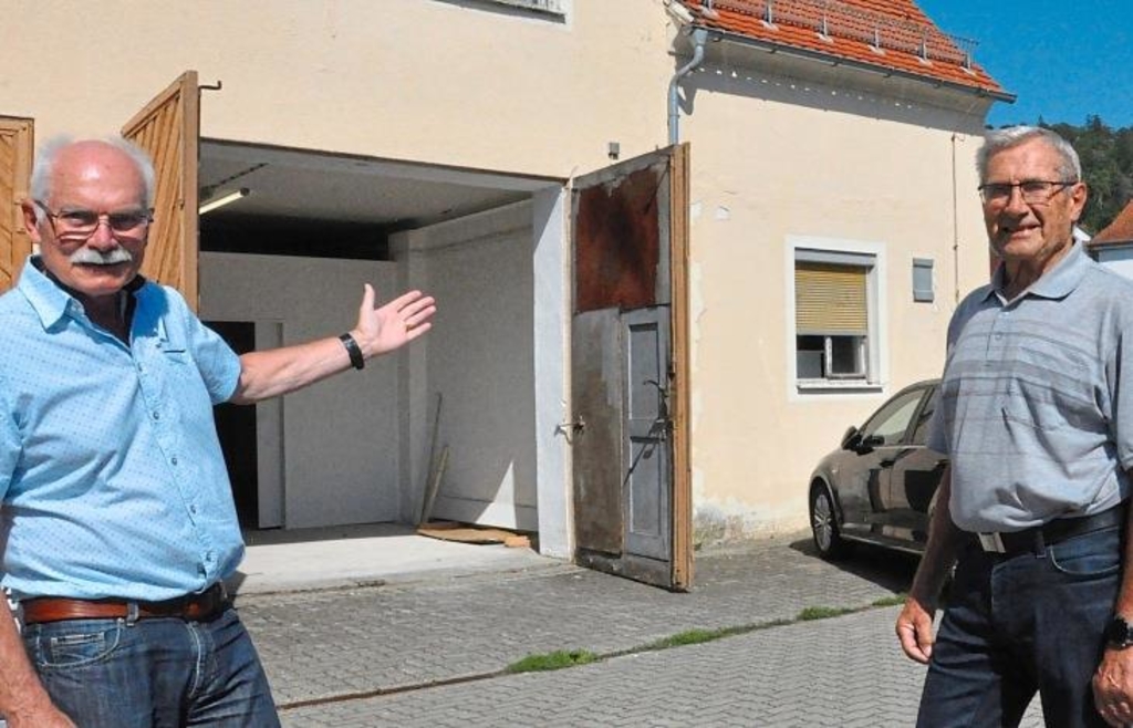 Einrichtung der Gredinger Ausgabestelle an der Kindinger Straße weit ...