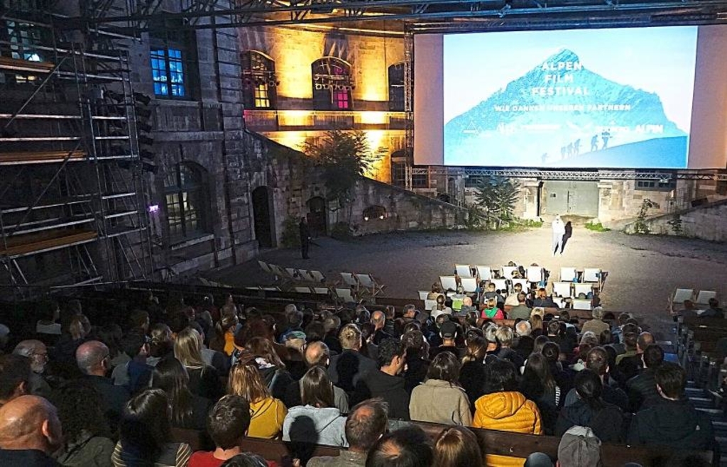 Stilvolle Ingolstadt Kino Programm Bild