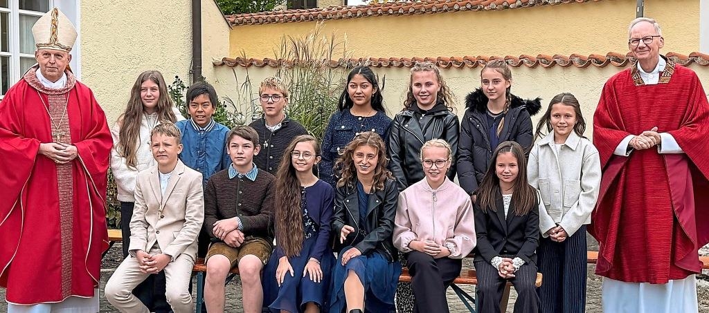 Firmung für 13 junge Mindelstettener Gläubige
