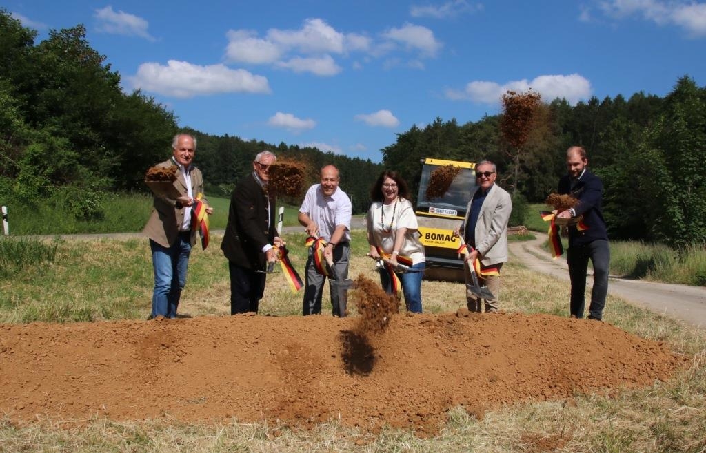 Spatenstich für Radweg an der B 299 zwischen Pondorf und Schamhaupten