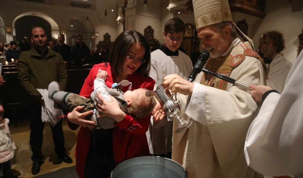 Ostern in Eichstätt: Gläubige begehen Fest der Auferstehung Jesu