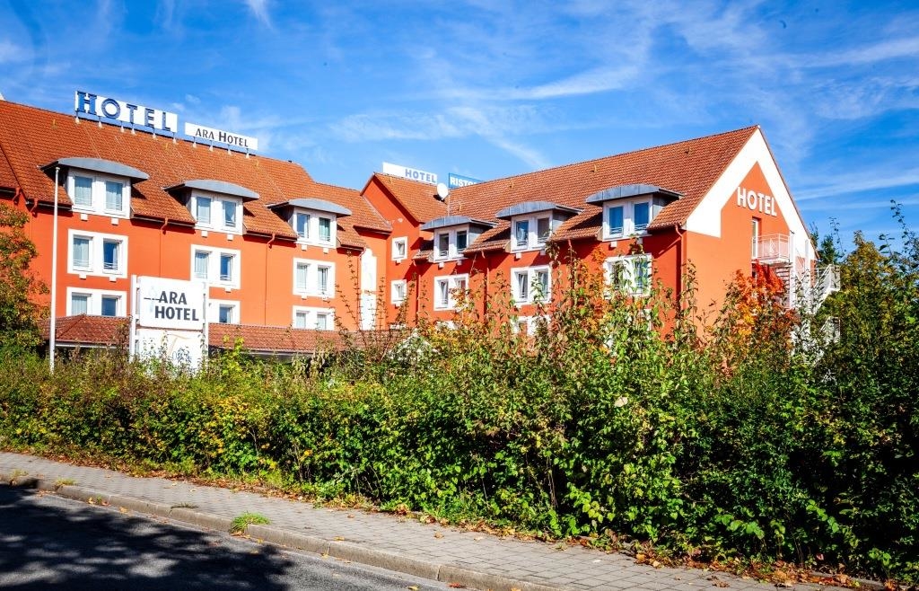 Neue Flüchtlingsunterkunft: Am 16. Mai kann man das umgebaute Ara-Hotel ...