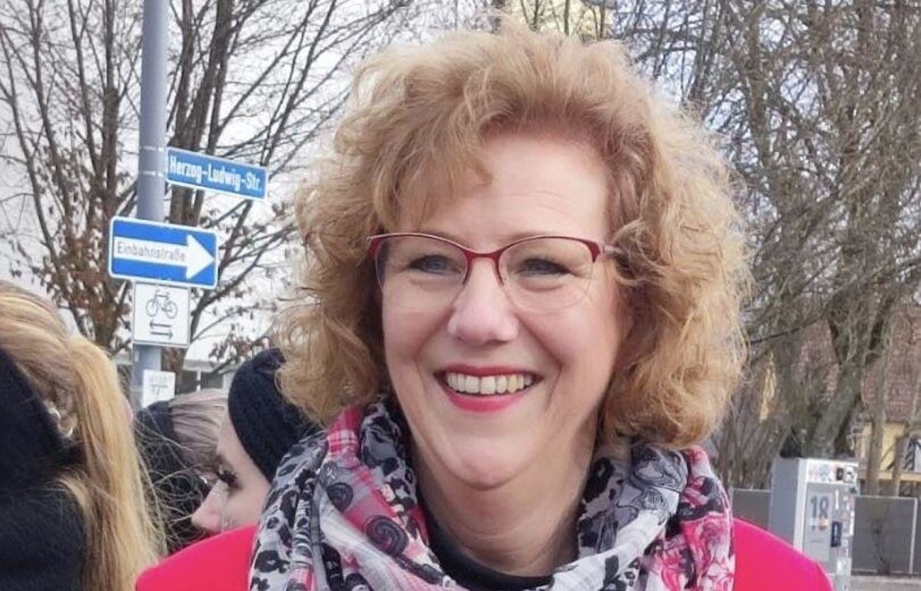 Johanna Ruf, die Präsidentin der Schromlachia, nach der fünften Jahreszeit