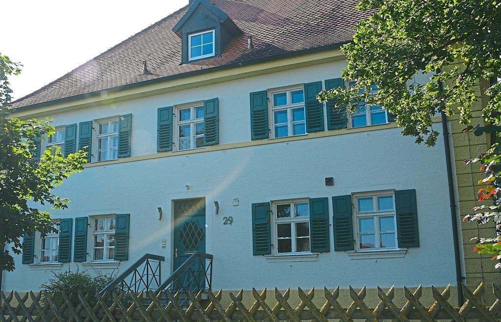 Sanierung des denkmalgeschützten Pfarrhauses „schlichtweg“ nicht zu leisten
