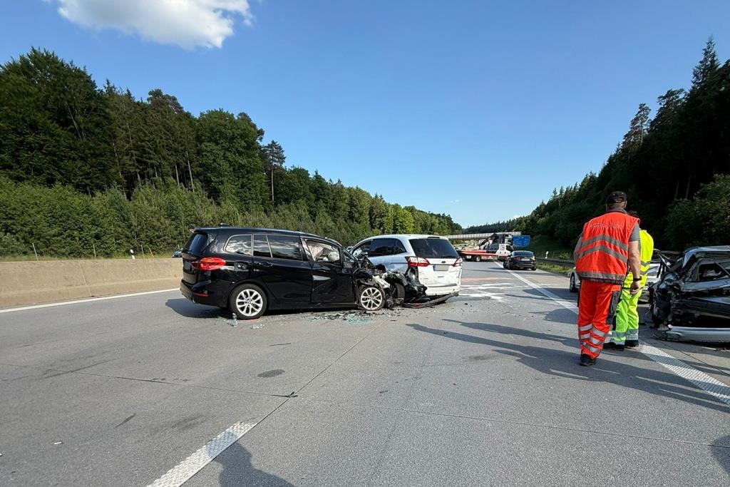 Unfall A8 Heute Adelzhausen